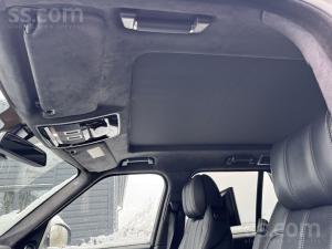 Black Land Rover Range Rover 2015 in Riga, with an engine capacity of 4.40 L and mileage of 188 thousand km for 25300 €, photo 15 on AUTOMOTO.COM.LV