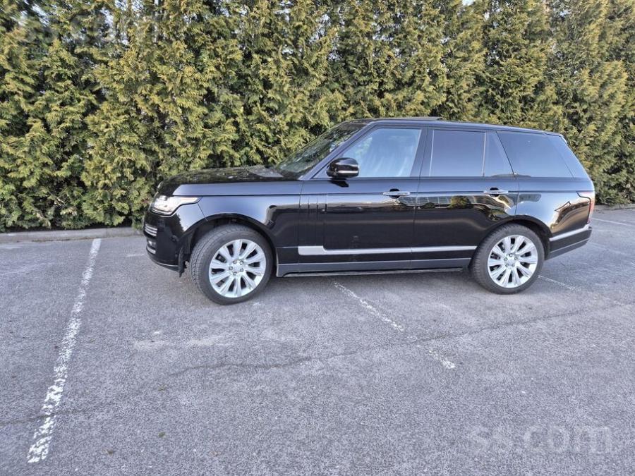 Melns Land Rover Range Rover 2015 Rīga, ar dzinēja tilpumu 3.00 L un nobraukumu 131 tūkst. km par 25500 €, foto 3 vietnē AUTOMOTO.COM.LV