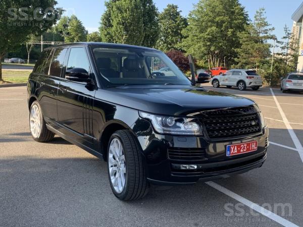 Black Land Rover Range Rover 2015 in Riga, with an engine capacity of 3.00 L and mileage of 202 thousand km for 25500 €, photo 5 on AUTOMOTO.COM.LV