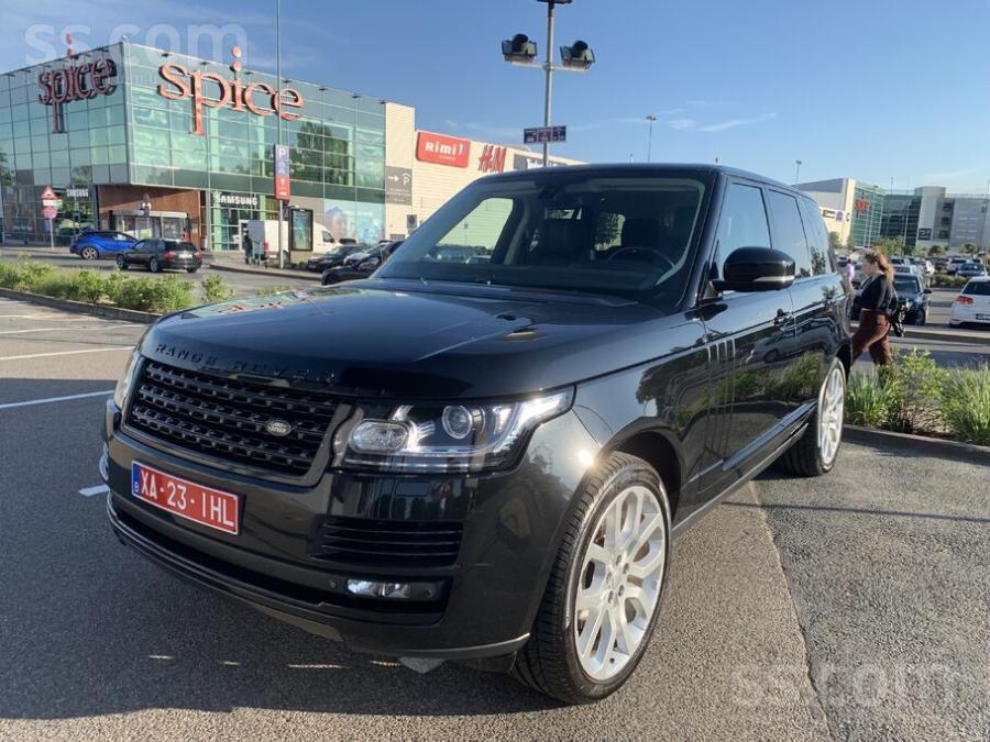Black Land Rover Range Rover 2015 in Riga, with an engine capacity of 3.00 L and mileage of 202 thousand km for 25500 €, photo 1 on AUTOMOTO.COM.LV