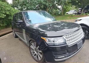 Melns Land Rover Range Rover 2015 Šauļi, ar dzinēja tilpumu 5.00 L un nobraukumu 320 tūkst. km par 8000 €, foto  vietnē AUTOMOTO.COM.LV