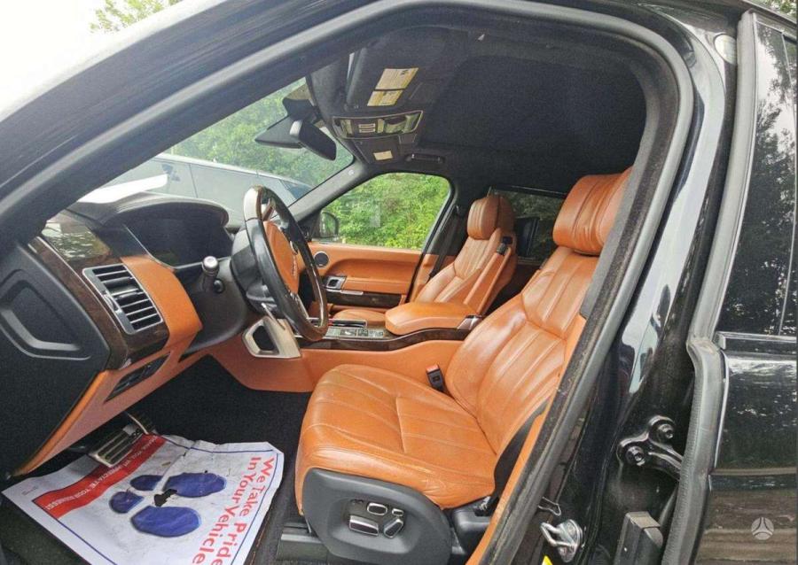 Melns Land Rover Range Rover 2015 Šauļi, ar dzinēja tilpumu 5.00 L un nobraukumu 320 tūkst. km par 8000 €, foto 13 vietnē AUTOMOTO.COM.LV