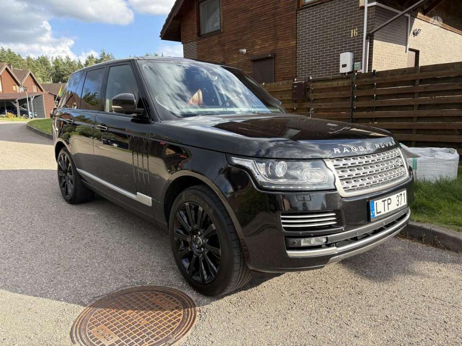 Melns Land Rover Range Rover 2015 Viļņa, ar dzinēja tilpumu 4.37 L un nobraukumu 313 tūkst. km par 22500 €, foto 1 vietnē AUTOMOTO.COM.LV