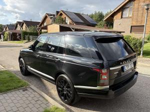 Melns Land Rover Range Rover 2015 Viļņa, ar dzinēja tilpumu 4.37 L un nobraukumu 313 tūkst. km par 22500 €, foto 6 vietnē AUTOMOTO.COM.LV
