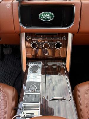 Melns Land Rover Range Rover 2015 Viļņa, ar dzinēja tilpumu 4.37 L un nobraukumu 313 tūkst. km par 22500 €, foto 35 vietnē AUTOMOTO.COM.LV