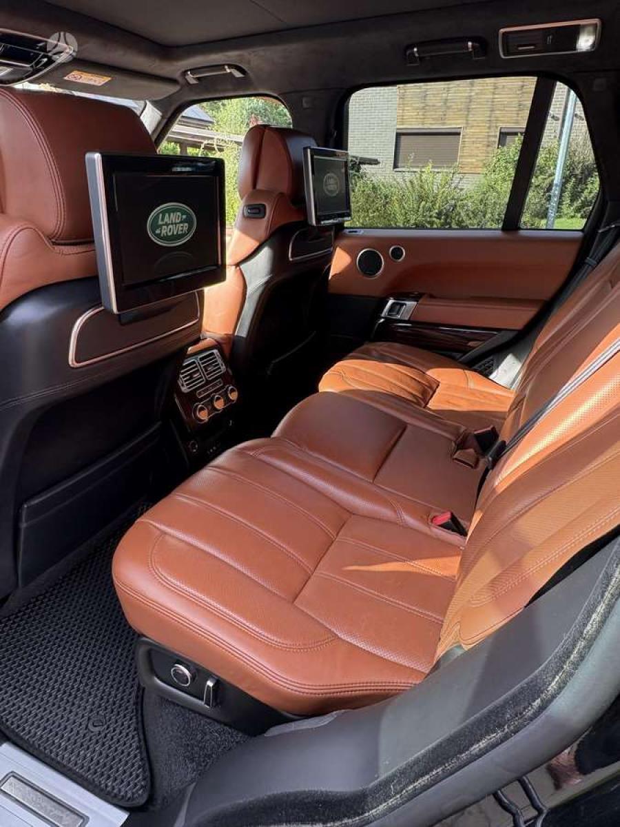 Melns Land Rover Range Rover 2015 Viļņa, ar dzinēja tilpumu 4.37 L un nobraukumu 313 tūkst. km par 22500 €, foto 46 vietnē AUTOMOTO.COM.LV