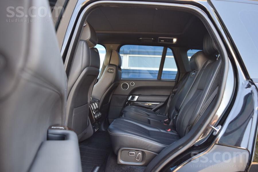 Black Land Rover Range Rover 2015 in Riga, with an engine capacity of 4.40 L and mileage of 147 thousand km for 30000 €, photo 15 on AUTOMOTO.COM.LV