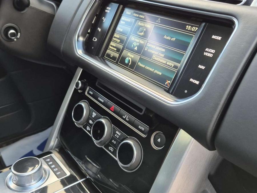 Black Land Rover Range Rover 2015 in Klaipeda, with an engine capacity of 5.00 L and mileage of 0 thousand km for 19900 €, photo 21 on AUTOMOTO.COM.LV