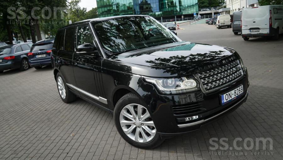 Black Land Rover Range Rover 2015 in Riga, with an engine capacity of 3.00 L and mileage of 207 thousand km for 22950 €, photo 5 on AUTOMOTO.COM.LV