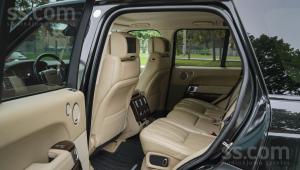 Black Land Rover Range Rover 2015 in Riga, with an engine capacity of 3.00 L and mileage of 207 thousand km for 22950 €, photo 12 on AUTOMOTO.COM.LV