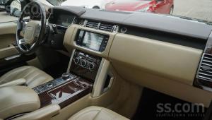 Black Land Rover Range Rover 2015 in Riga, with an engine capacity of 3.00 L and mileage of 207 thousand km for 22950 €, photo 21 on AUTOMOTO.COM.LV