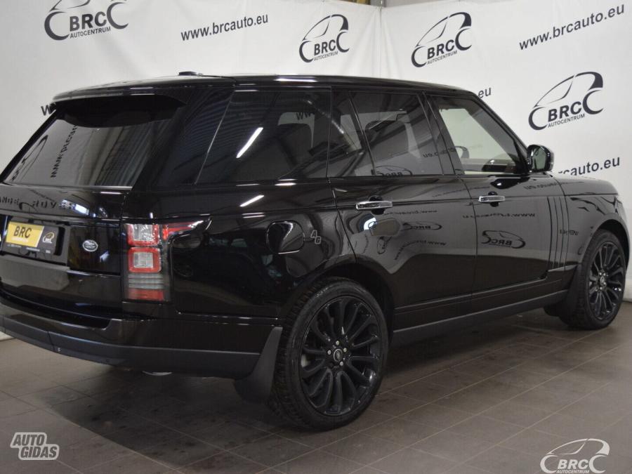Black Land Rover Range Rover 2016 in Riga, with an engine capacity of 4.40 L and mileage of 184 thousand km for 32500 €, photo 2 on AUTOMOTO.COM.LV