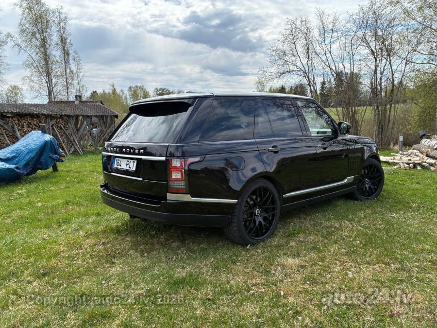 Melns Land Rover Range Rover 2016 Tallina, ar dzinēja tilpumu 4.40 L un nobraukumu 105 tūkst. km par 35000 €, foto 4 vietnē AUTOMOTO.COM.LV