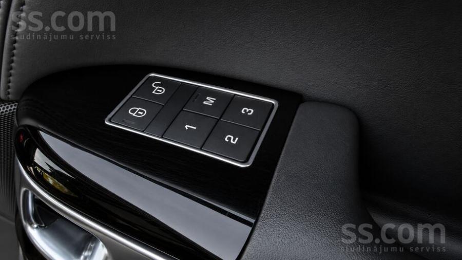 Melns Land Rover Range Rover 2016 Liepāja, ar dzinēja tilpumu 4.40 L un nobraukumu 0 tūkst. km par 24600 €, foto 32 vietnē AUTOMOTO.COM.LV