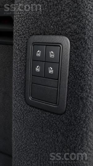 Melns Land Rover Range Rover 2016 Liepāja, ar dzinēja tilpumu 4.40 L un nobraukumu 0 tūkst. km par 24600 €, foto 36 vietnē AUTOMOTO.COM.LV