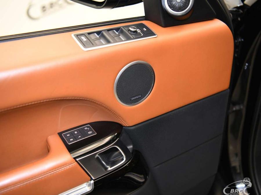 Black Land Rover Range Rover 2016 in Vilnius, with an engine capacity of 4.37 L and mileage of 272 thousand km for 27400 €, photo 26 on AUTOMOTO.COM.LV