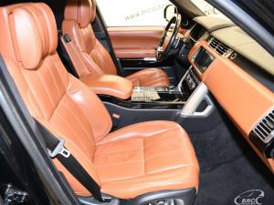 Melns Land Rover Range Rover 2016 Viļņa, ar dzinēja tilpumu 4.37 L un nobraukumu 272 tūkst. km par 26900 €, foto 7 vietnē AUTOMOTO.COM.LV