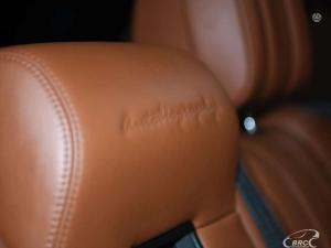 Melns Land Rover Range Rover 2016 Viļņa, ar dzinēja tilpumu 4.37 L un nobraukumu 272 tūkst. km par 26900 €, foto 17 vietnē AUTOMOTO.COM.LV