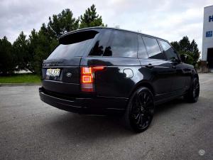 Melns Land Rover Range Rover 2016 Šauļi, ar dzinēja tilpumu 2.99 L un nobraukumu 258 tūkst. km par 27500 €, foto 4 vietnē AUTOMOTO.COM.LV