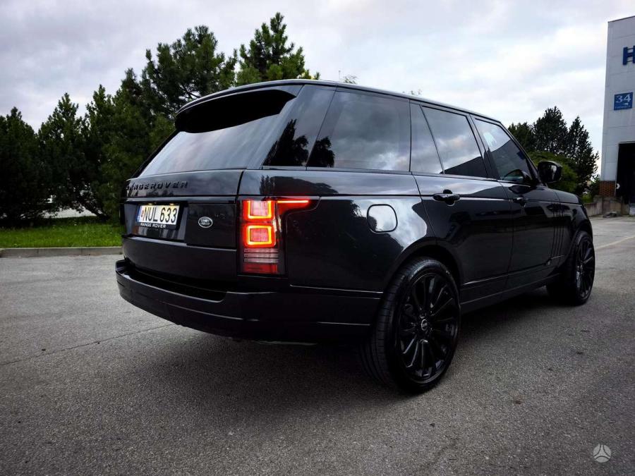 Melns Land Rover Range Rover 2016 Šauļi, ar dzinēja tilpumu 2.99 L un nobraukumu 258 tūkst. km par 27500 €, foto 4 vietnē AUTOMOTO.COM.LV