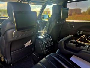 Melns Land Rover Range Rover 2016 Tauragė, ar dzinēja tilpumu 4.37 L un nobraukumu 278 tūkst. km par 18500 €, foto 16 vietnē AUTOMOTO.COM.LV
