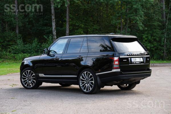 Melns Land Rover Range Rover 2016 Rīga, ar dzinēja tilpumu 4.40 L un nobraukumu 147 tūkst. km par 31399 €, foto 5 vietnē AUTOMOTO.COM.LV