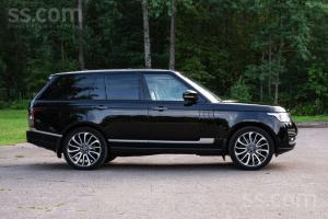 Melns Land Rover Range Rover 2016 Rīga, ar dzinēja tilpumu 4.40 L un nobraukumu 147 tūkst. km par 31399 €, foto 6 vietnē AUTOMOTO.COM.LV
