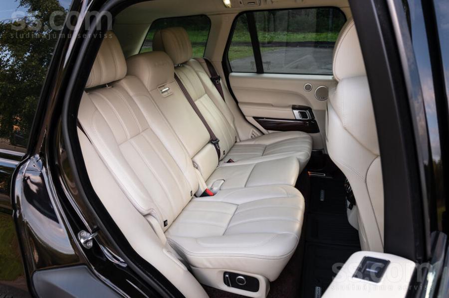 Melns Land Rover Range Rover 2016 Rīga, ar dzinēja tilpumu 4.40 L un nobraukumu 147 tūkst. km par 31399 €, foto 9 vietnē AUTOMOTO.COM.LV