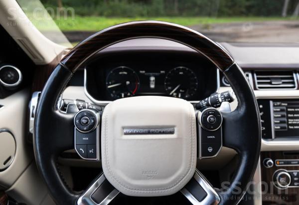 Melns Land Rover Range Rover 2016 Rīga, ar dzinēja tilpumu 4.40 L un nobraukumu 147 tūkst. km par 31399 €, foto 10 vietnē AUTOMOTO.COM.LV