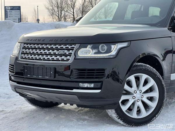 Black Land Rover Range Rover 2017 in Taurage, with an engine capacity of 3.00 L and mileage of 269 thousand km for 21500 €, photo 2 on AUTOMOTO.COM.LV