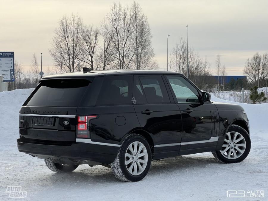 Black Land Rover Range Rover 2017 in Taurage, with an engine capacity of 3.00 L and mileage of 269 thousand km for 21500 €, photo 8 on AUTOMOTO.COM.LV