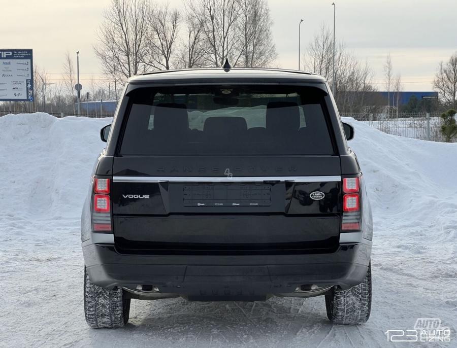 Black Land Rover Range Rover 2017 in Taurage, with an engine capacity of 3.00 L and mileage of 269 thousand km for 21500 €, photo 9 on AUTOMOTO.COM.LV