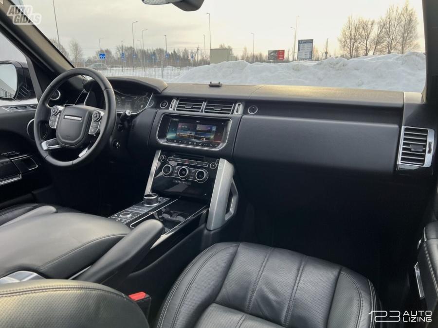 Black Land Rover Range Rover 2017 in Taurage, with an engine capacity of 3.00 L and mileage of 269 thousand km for 21500 €, photo 15 on AUTOMOTO.COM.LV
