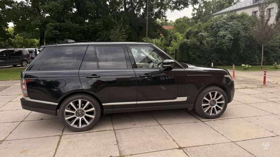 Melns Land Rover Range Rover 2017 Kauņa, ar dzinēja tilpumu 3.00 L un nobraukumu 199 tūkst. km par 14999 €, foto 6 vietnē AUTOMOTO.COM.LV