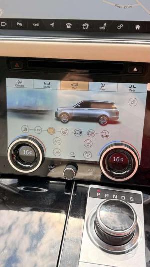 Melns Land Rover Range Rover 2017 Kauņa, ar dzinēja tilpumu 3.00 L un nobraukumu 199 tūkst. km par 14999 €, foto 13 vietnē AUTOMOTO.COM.LV