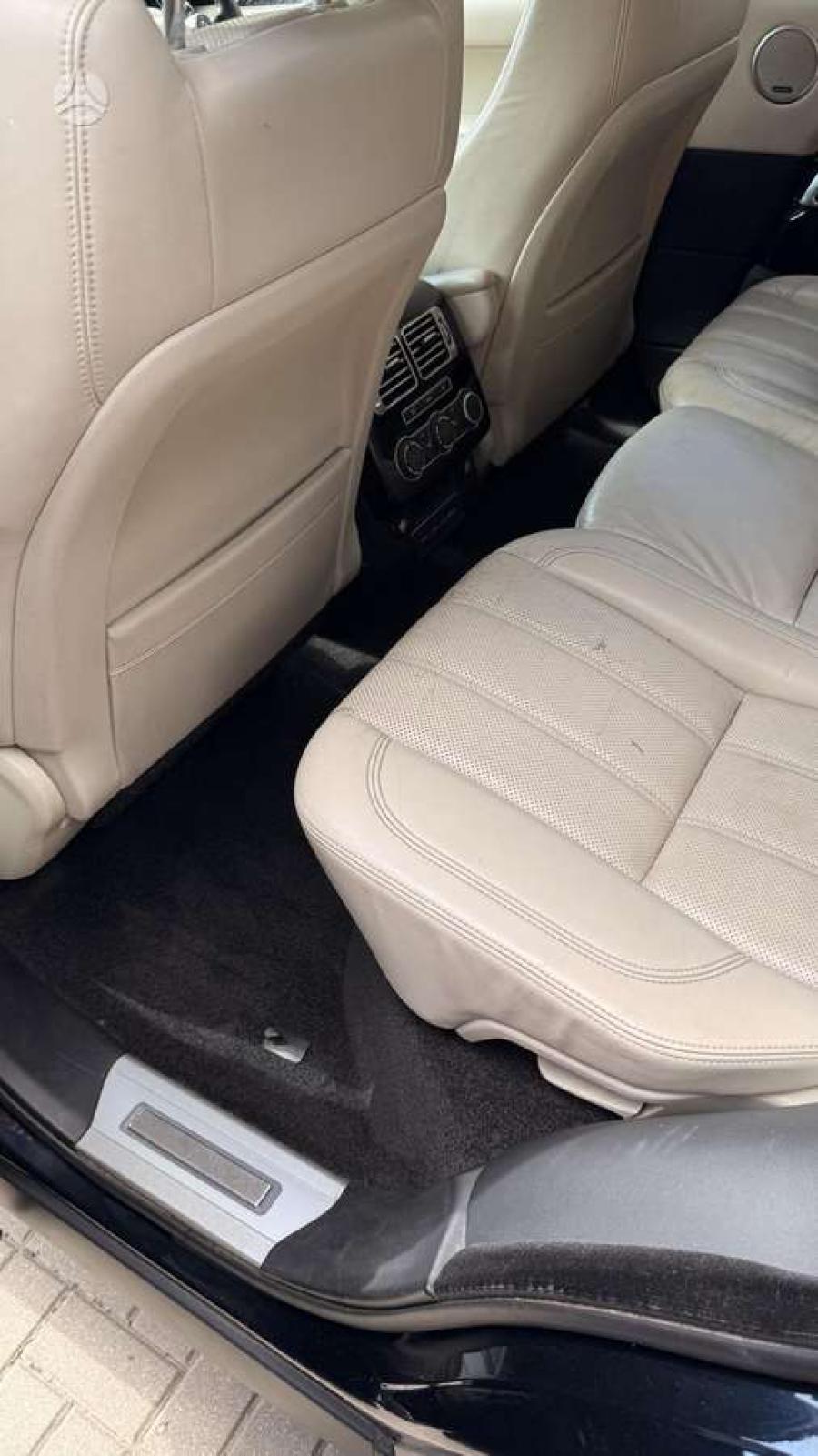 Melns Land Rover Range Rover 2017 Kauņa, ar dzinēja tilpumu 3.00 L un nobraukumu 199 tūkst. km par 14999 €, foto 41 vietnē AUTOMOTO.COM.LV