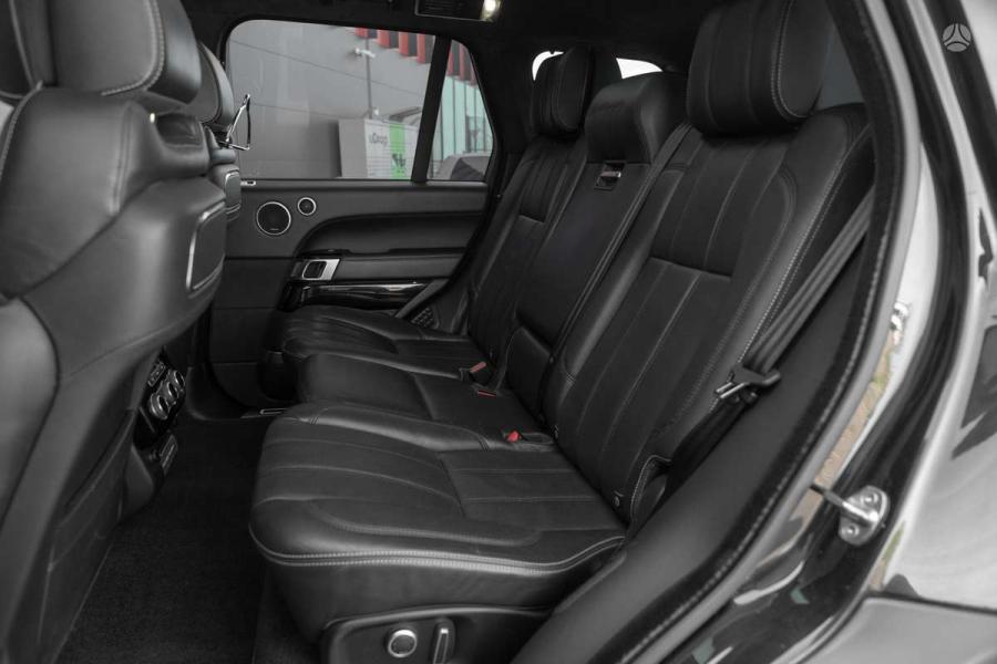 Black Land Rover Range Rover 2017 in Vilnius, with an engine capacity of 4.40 L and mileage of 248 thousand km for 28500 €, photo 15 on AUTOMOTO.COM.LV