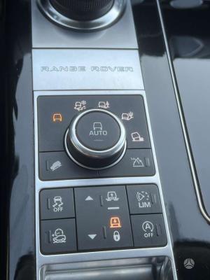Melns Land Rover Range Rover 2017 Tauragė, ar dzinēja tilpumu 3.00 L un nobraukumu 228 tūkst. km par 18499 €, foto 11 vietnē AUTOMOTO.COM.LV