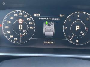 Melns Land Rover Range Rover 2017 Tauragė, ar dzinēja tilpumu 3.00 L un nobraukumu 228 tūkst. km par 18499 €, foto 12 vietnē AUTOMOTO.COM.LV
