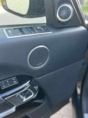 Melns Land Rover Range Rover 2017 Tauragė, ar dzinēja tilpumu 3.00 L un nobraukumu 228 tūkst. km par 18499 €, foto 20 vietnē AUTOMOTO.COM.LV
