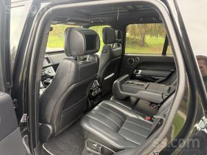 Black Land Rover Range Rover 2017 in Riga, with an engine capacity of 4.40 L and mileage of 162 thousand km for 28500 €, photo 9 on AUTOMOTO.COM.LV
