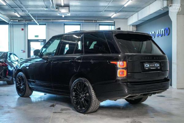 Black Land Rover Range Rover 2018 in Marijampole, with an engine capacity of 3.00 L and mileage of 61 thousand km for 44950 €, photo 8 on AUTOMOTO.COM.LV