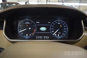 Black Land Rover Range Rover 2018 in Riga, with an engine capacity of 3.00 L and mileage of 57 thousand km for 44900 €, photo 13 on AUTOMOTO.COM.LV