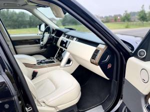 Melns Land Rover Range Rover 2018 Mažeikiai, ar dzinēja tilpumu 2.99 L un nobraukumu 196 tūkst. km par 36000 €, foto 7 vietnē AUTOMOTO.COM.LV