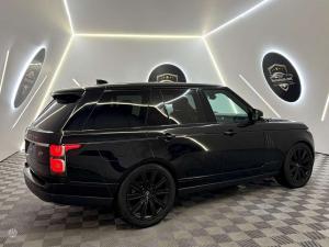 Black Land Rover Range Rover 2018 in Marijampole, with an engine capacity of 2.99 L and mileage of 120 thousand km for 32850 €, photo 14 on AUTOMOTO.COM.LV