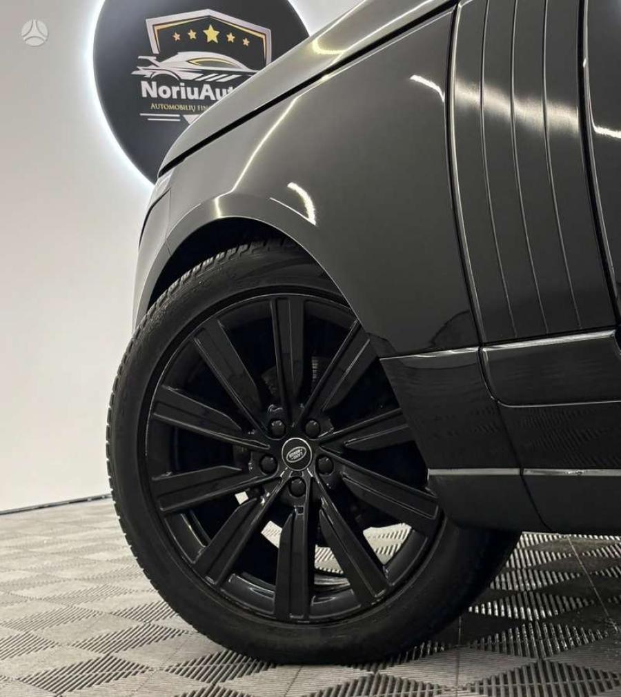 Black Land Rover Range Rover 2018 in Marijampole, with an engine capacity of 2.99 L and mileage of 120 thousand km for 32850 €, photo 33 on AUTOMOTO.COM.LV