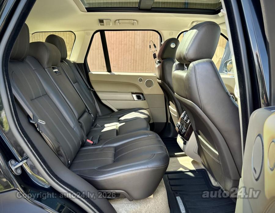 Melns Land Rover Range Rover 2018 Tallina, ar dzinēja tilpumu 3.00 L un nobraukumu 114 tūkst. km par 29990 €, foto 14 vietnē AUTOMOTO.COM.LV