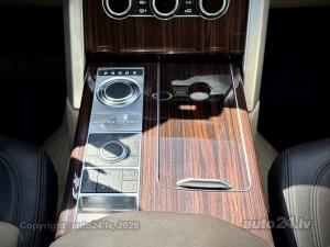 Melns Land Rover Range Rover 2018 Tallina, ar dzinēja tilpumu 3.00 L un nobraukumu 114 tūkst. km par 29990 €, foto 21 vietnē AUTOMOTO.COM.LV