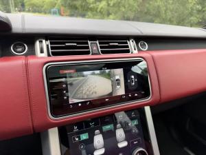 Melns Land Rover Range Rover 2019 Rēzekne, ar dzinēja tilpumu 4.40 L un nobraukumu 226 tūkst. km par 43990 €, foto 24 vietnē AUTOMOTO.COM.LV
