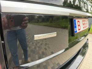 Melns Land Rover Range Rover 2019 Rēzekne, ar dzinēja tilpumu 4.40 L un nobraukumu 226 tūkst. km par 43990 €, foto 28 vietnē AUTOMOTO.COM.LV